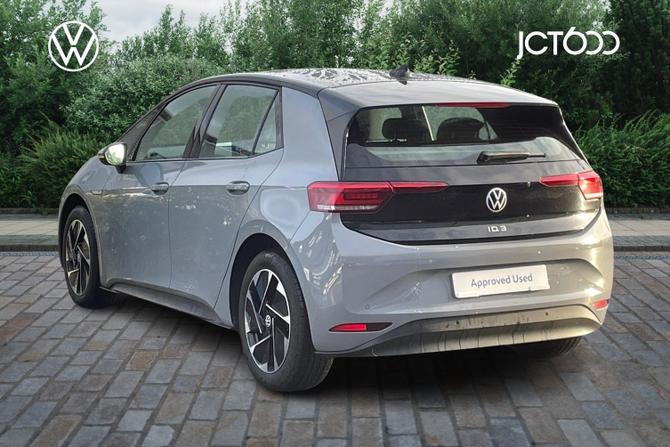 2023 VOLKSWAGEN ID.3 Pro 58kWh Life Hatchback 5dr Electric Auto £25,659 ...