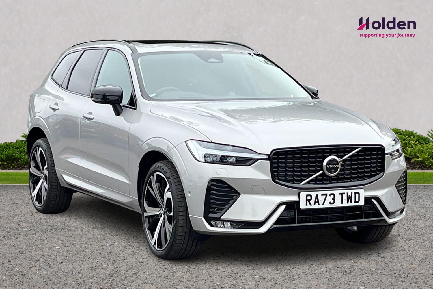 2024 Volvo XC60 2.0 B5 MHEV Ultimate SUV 5dr Petrol Hybrid Auto AWD Euro 6 44 490 10 090 miles Silver Holden Group