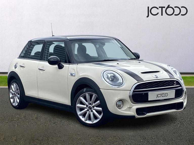 Used MINIs for Sale Near You | JCT600