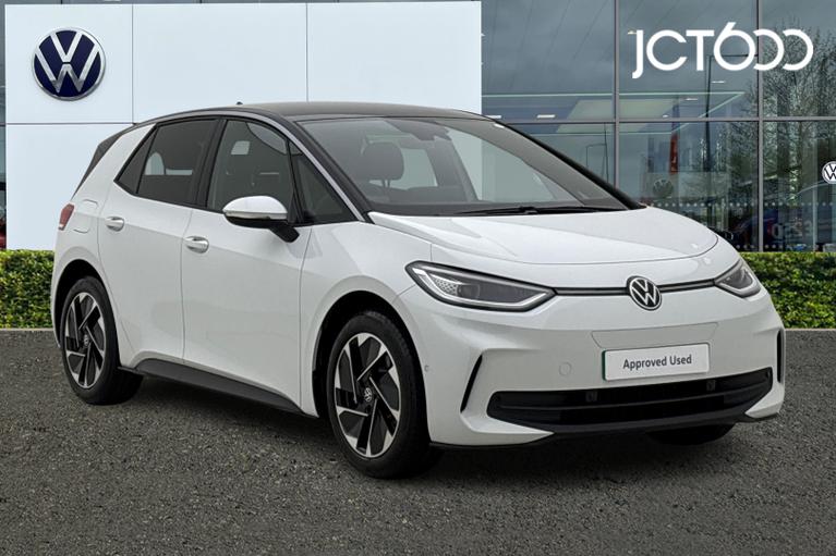 2025 Volkswagen ID.3 150kW Match Pro 59kWh 5dr Auto £25,193 3,500 miles ...