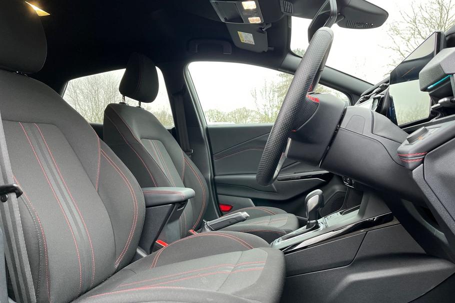 Ford Puma 2025 - Cactus Grey | £19,000 | Wilmslow | TrustFord