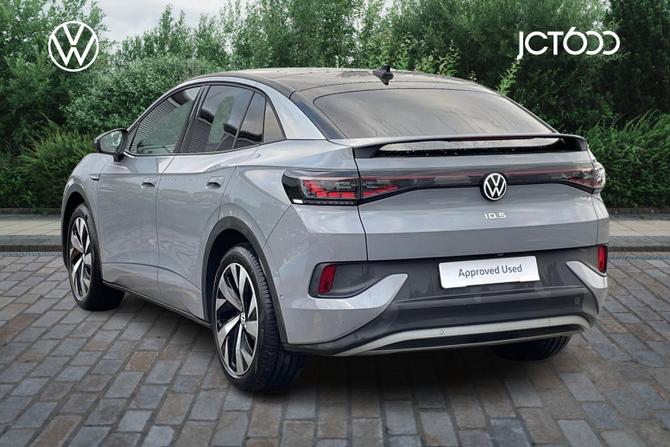 2023 Volkswagen Id.5 Pro 77kWh Max SUV 5dr Electric Auto £46,287 3,701 miles Moonstone Grey ...
