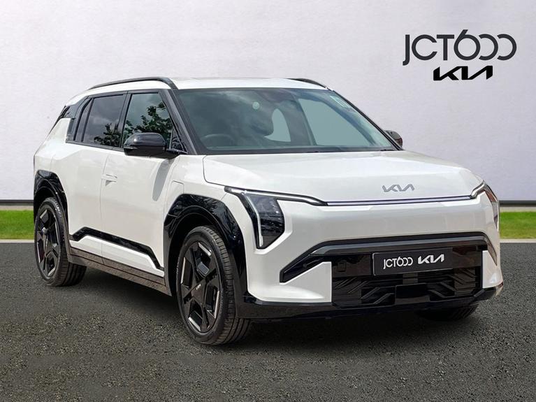 ~ KIA Ev3 GT Line 81.4kWh 201bhp Auto FWD £38,250 10 miles White Pearl | JCT600