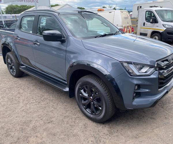 Isuzu Used Van Results | Falkirk, Scotland | Ian Grieve