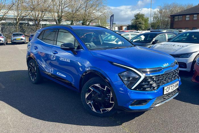 KIA Sportage 1.6 T-GDi ISG PHEV GT-LINE in Blue Flame £33,995