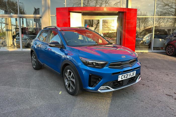 KIA Stonic 1.0 T-GDi ISG 48V GT-LINE in Azure Blue £15,695