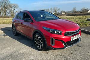Kia XCeed 1.5 T-GDi DCT GT-LINE S in Infra Red £26,795