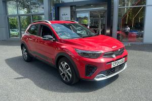 Kia Stonic 1.0 T-GDi ISG 48V GT-LINE S in Blaze Red £19,995