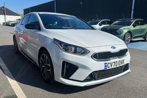 Kia ProCeed 1.4 T-GDi GT-LINE in Fusion White £17,295