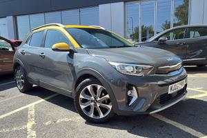 Kia Stonic 1.0 T-GDi ISG QUANTUM in Storm Grey With Yellow Roof £16,420