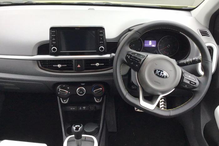 KIA Picanto 1.25 MPi X-LINE in Lime Light £13,450