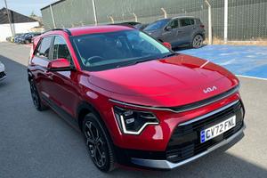 Kia Niro 1.6 GDi HEV 3 in Runway Red £25,495
