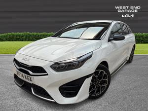 Kia ProCeed 1.5 T-GDi MT GT-LINE in Fusion White £20,995