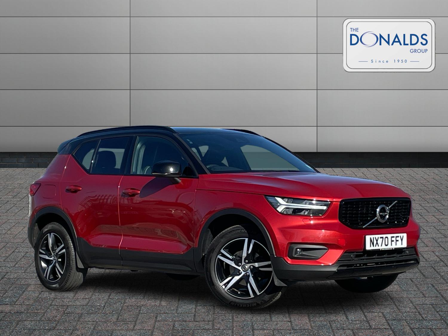 Used 2021 Volvo XC40 R-Design T3 automatic £22,985 30,829 miles Red ...