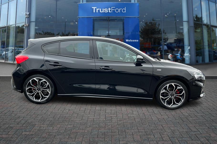 Ford FOCUS 2021 - Agate Black | £19,000 | Staines | TrustFord