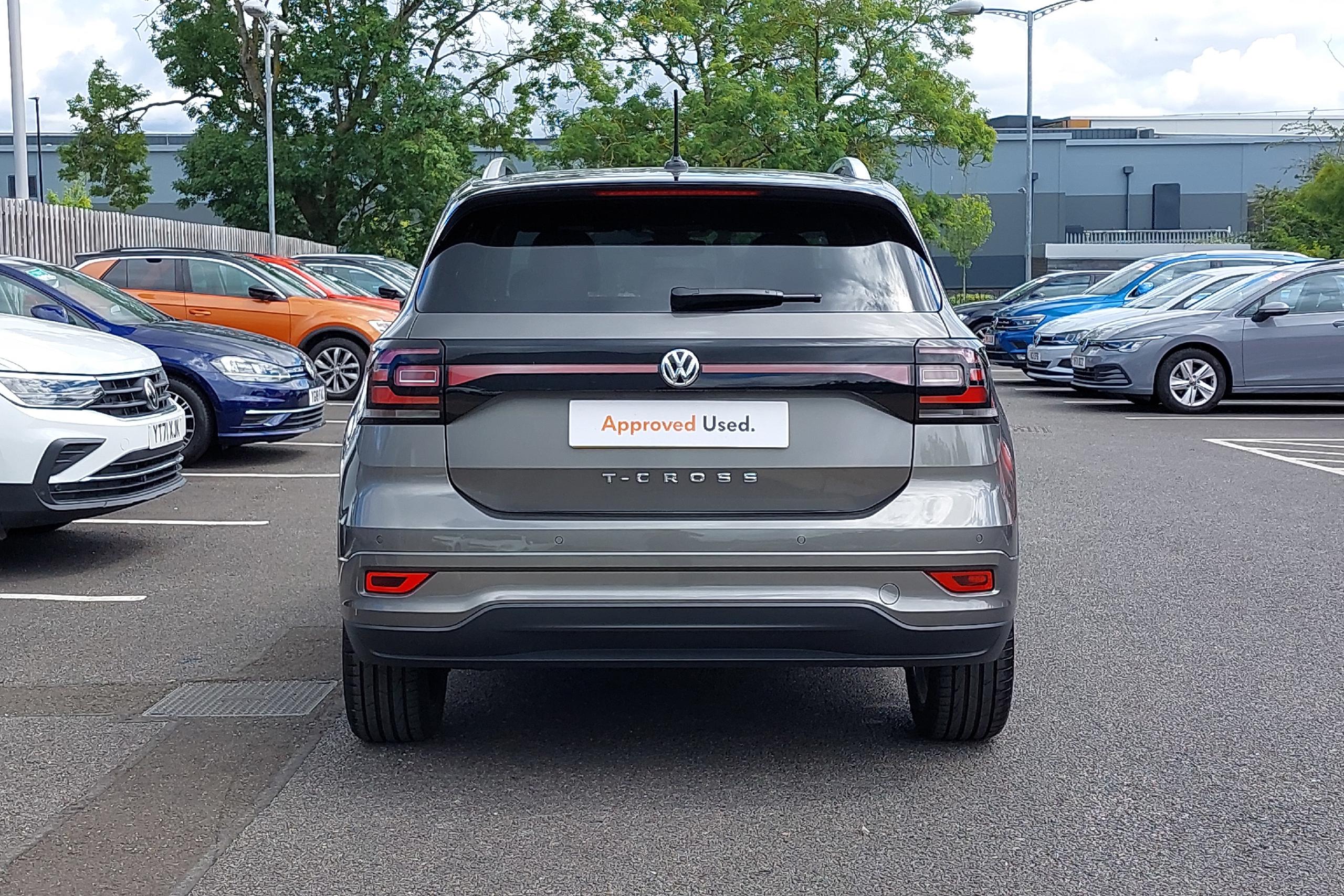 2020 Volkswagen T-Cross R-Line 1.5 TSI EVO 150PS 7-speed DSG 5 Door £ ...