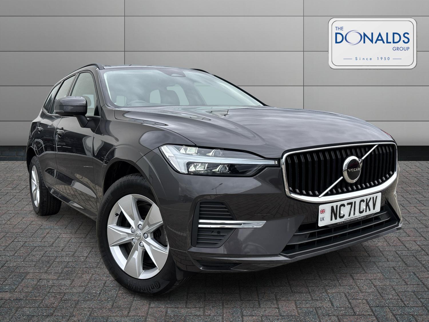Used 2022 Volvo XC60 Momentum B5 mild hybrid £22,729 65,434 miles Grey | Donalds Group