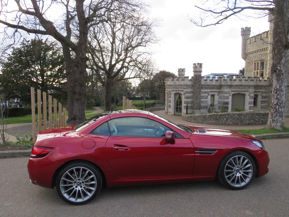 Mercedes-Benz SLC SLC 200 AMG LINE £19,990