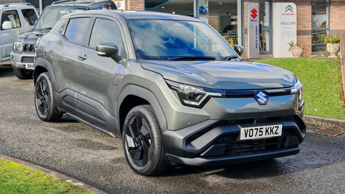 Used Suzuki e Vitara Land Breeze Green Metallic Motorhouse Coleford ...
