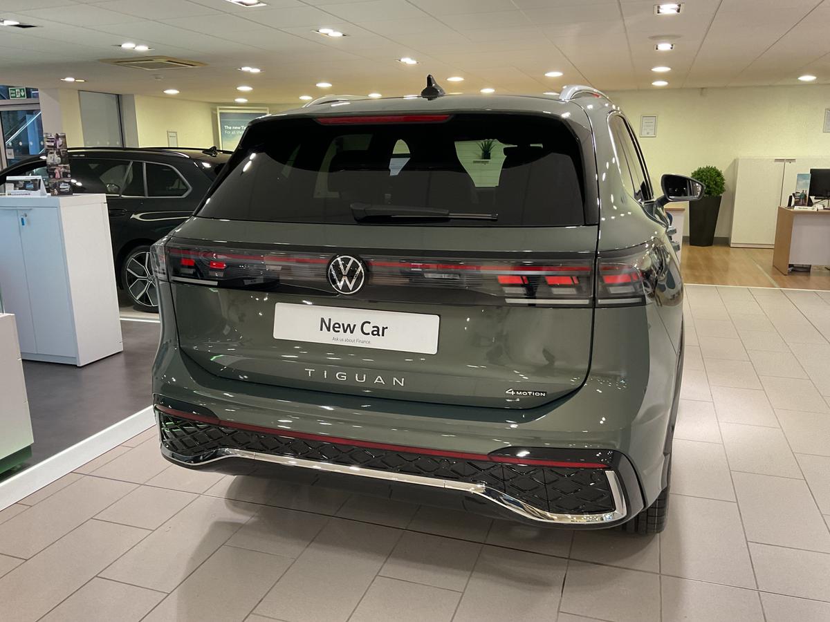 New Volkswagen Tiguan R-Line 2.0 TSI 265PS 7-speed DSG 4Motion 5 Door £ ...