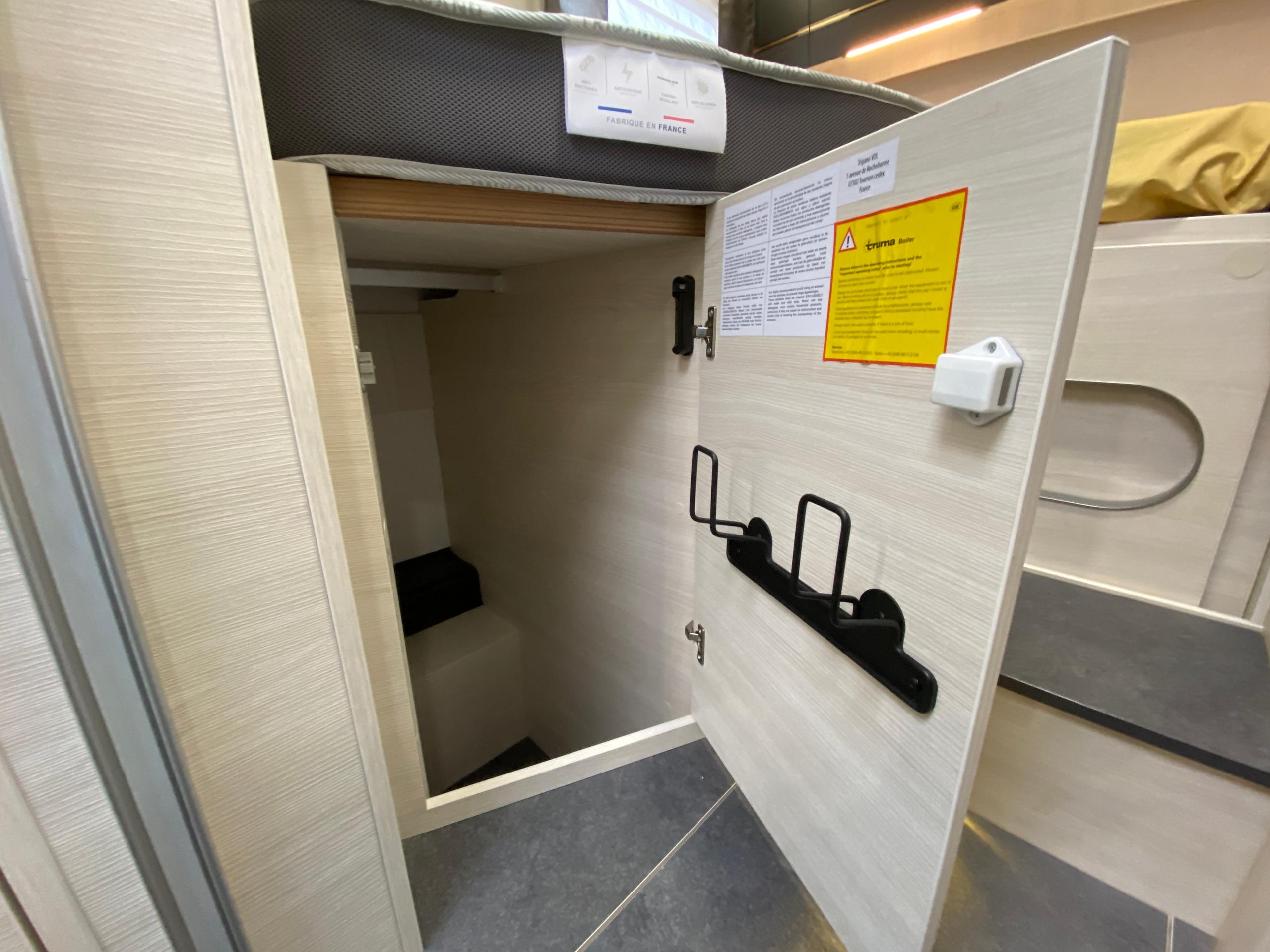 Chausson 777 Ga Titanium Premium Ford Transit 2.0 170 Bhp...