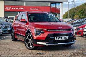 Kia Niro 1.6 GDi PHEV 4 in Runway Red £32,900