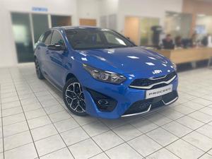 Kia ProCeed 1.5 T-GDi ISG GT-LINE in Blue Flame £16,995