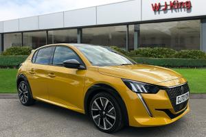 Peugeot 208 Gt Line in Faro Yellow £16,195