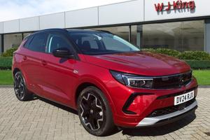 Vauxhall Grandland Ultimate in Carmin Red £20,295