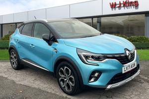 Renault Captur S Edition in ID Metallic - Celadon blue £12,595