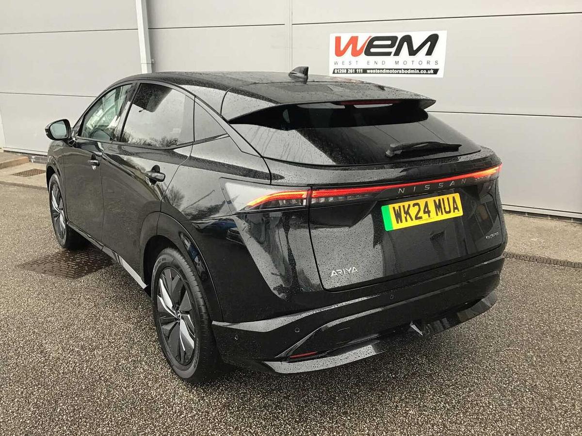 Used 2024 Nissan ARIYA E Evolve e-4ORCE £36,999 1,240 miles Black ...