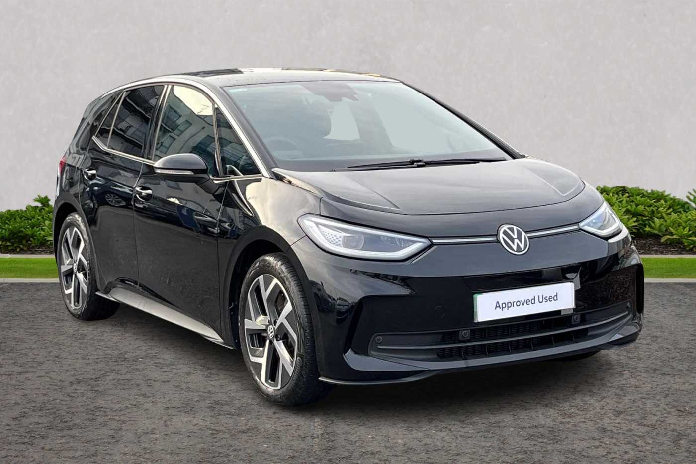 Used 2023 Volkswagen ID.3 Pro Launch Edition 1 58kWh 204PS Automatic 5 Door 22 490 5 229 miles Grenadilla Black Murray Group
