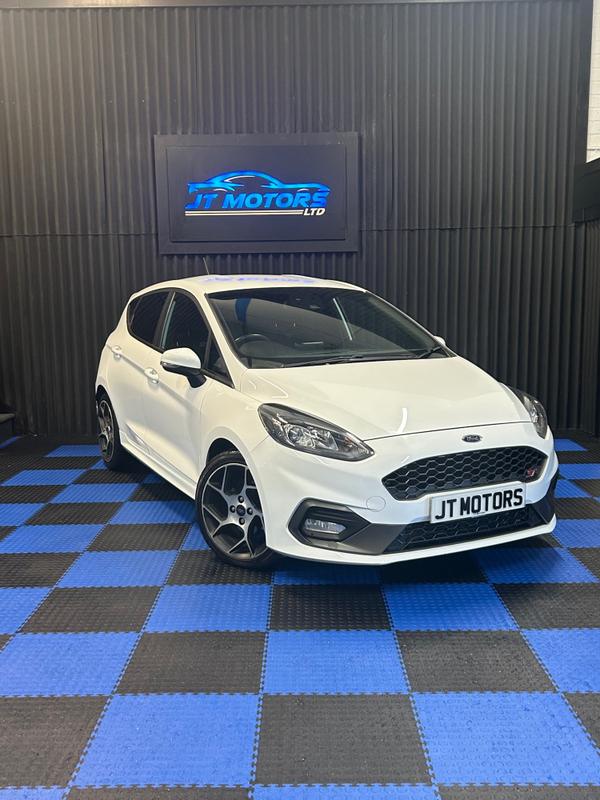 Used 2019 Ford Fiesta 1.5 EcoBoost ST-2 5dr £11,995 36,000 miles White ...