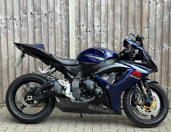 Used 2007 Suzuki GSX-R 750 K7 ISLE OF MAN 2007 SUPER SPORT NUMBER 150 OF 200 MADE £5,499 18,000 ...