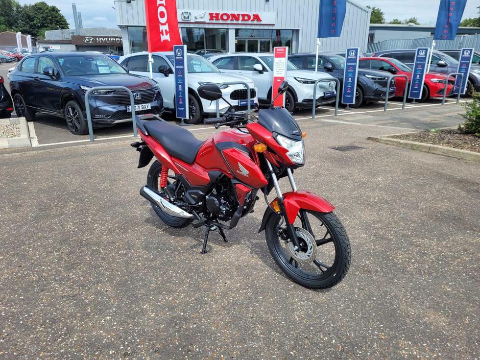 Used 2024 Honda CB125F CBF125MERED £2,995 5 miles Red | John Banks