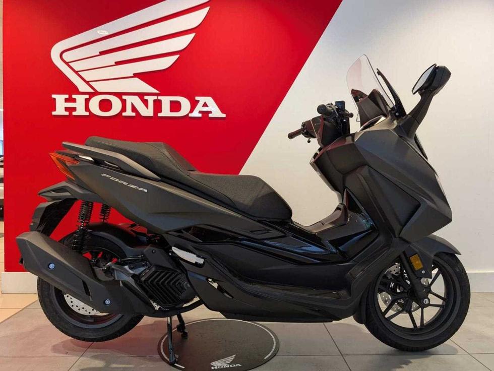 New ~ Honda Forza 125 NSS125ADSED £5,399 ~ miles Matte Cynos Grey ...