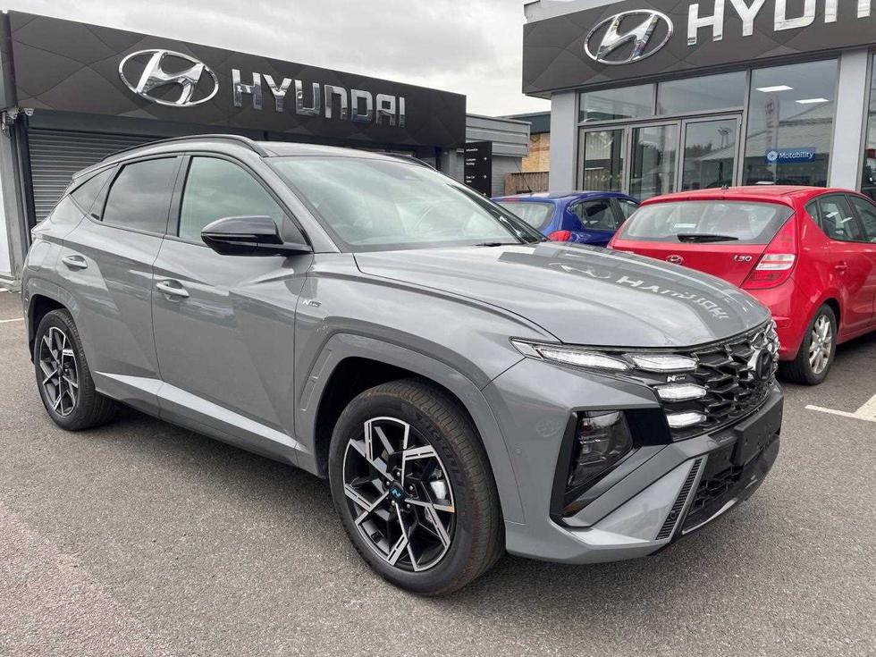 Used ~ Hyundai TUCSON 1.6T Plug-in Hybrid N Line 5dr 4WD Auto £41,075 ~ miles Shadow Grey | John ...