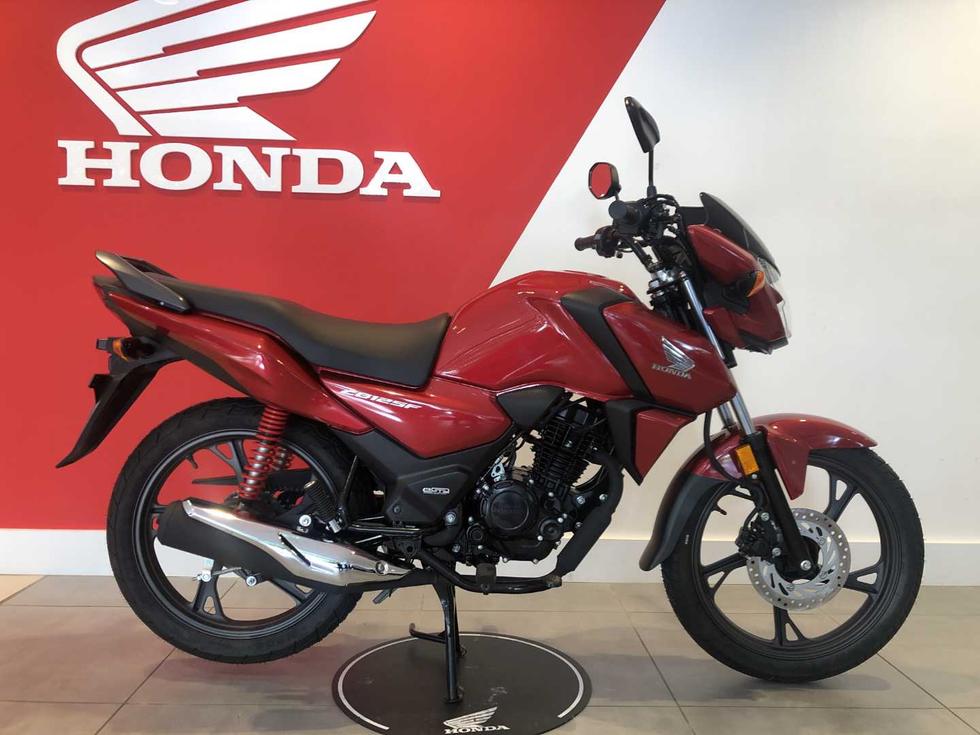 New ~ Honda CB125F CBF125MERED £2,999 ~ miles Imperial Red Metallic ...