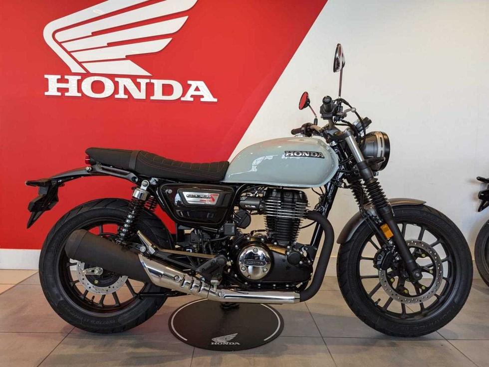 Used ~ Honda GB350S GB350S £3,999 ~ miles Puco Blue | John Banks