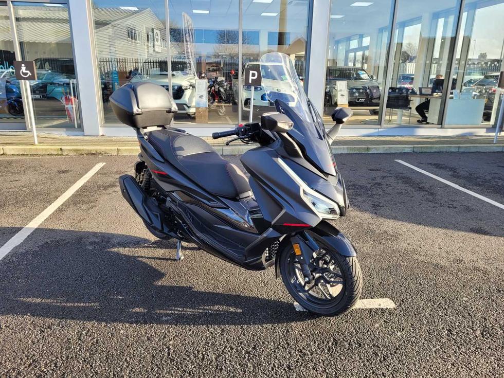 New ~ HONDA Forza 350 NSS350ASS4ED £6,349 ~ miles Matte Cynos Grey ...