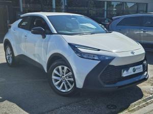 Toyota C-Hr Icon Hev Cvt in White Crystal Shine £24,935
