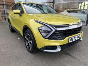 Kia Sportage 1.6 T-GDi ISG HEV 3 in Splash Lemon £25,565