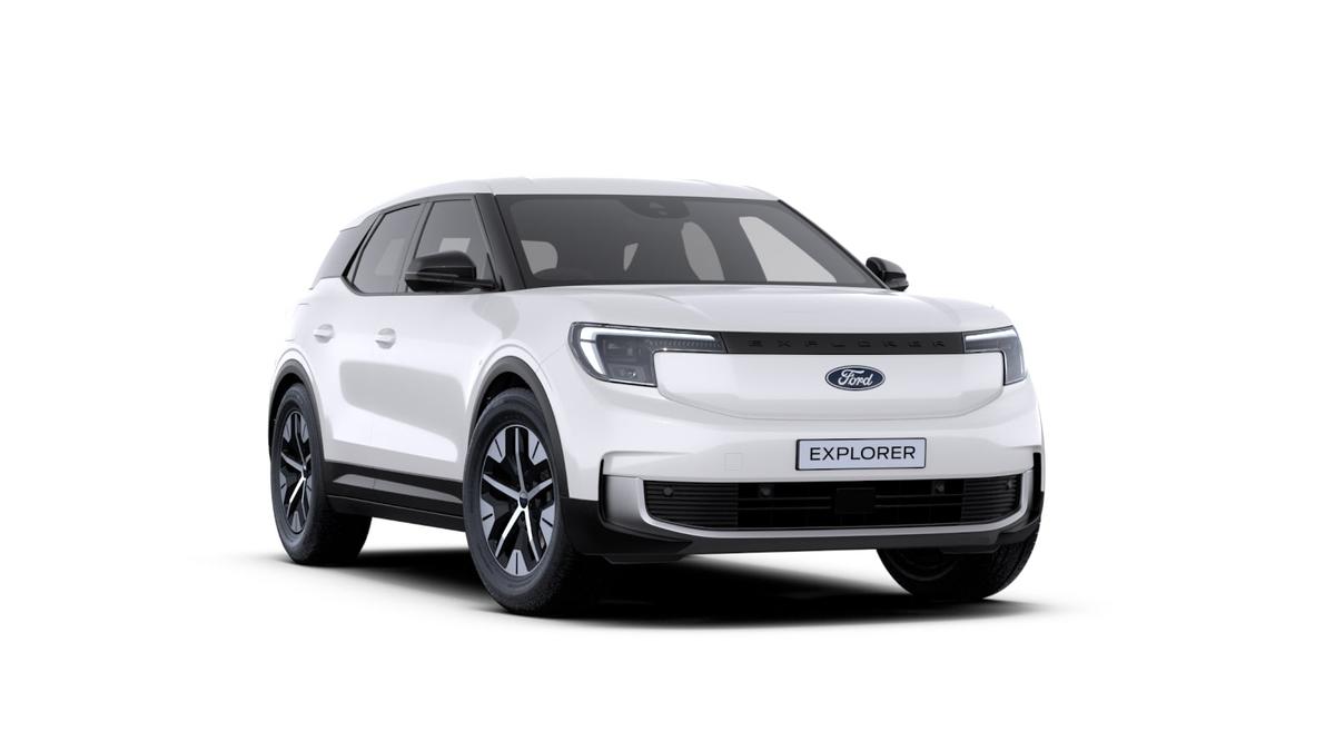 Used 2025 Ford ALL-ELECTRIC EXPLORER 77kWh Extended Range £41,885 ...