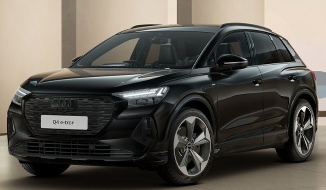 New Audi Q4 Q4 Black Edition 45 e-tron 210,00 kW £55,895 Mythos black ...